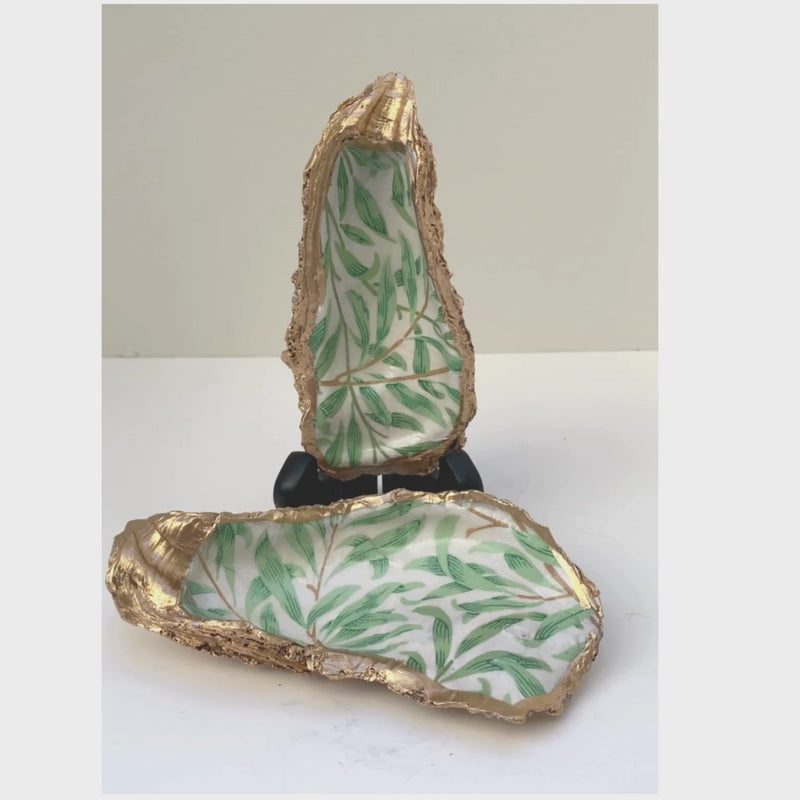 Oyster Shell Art, Vintage William Morris Design Slender Green Leaves ...