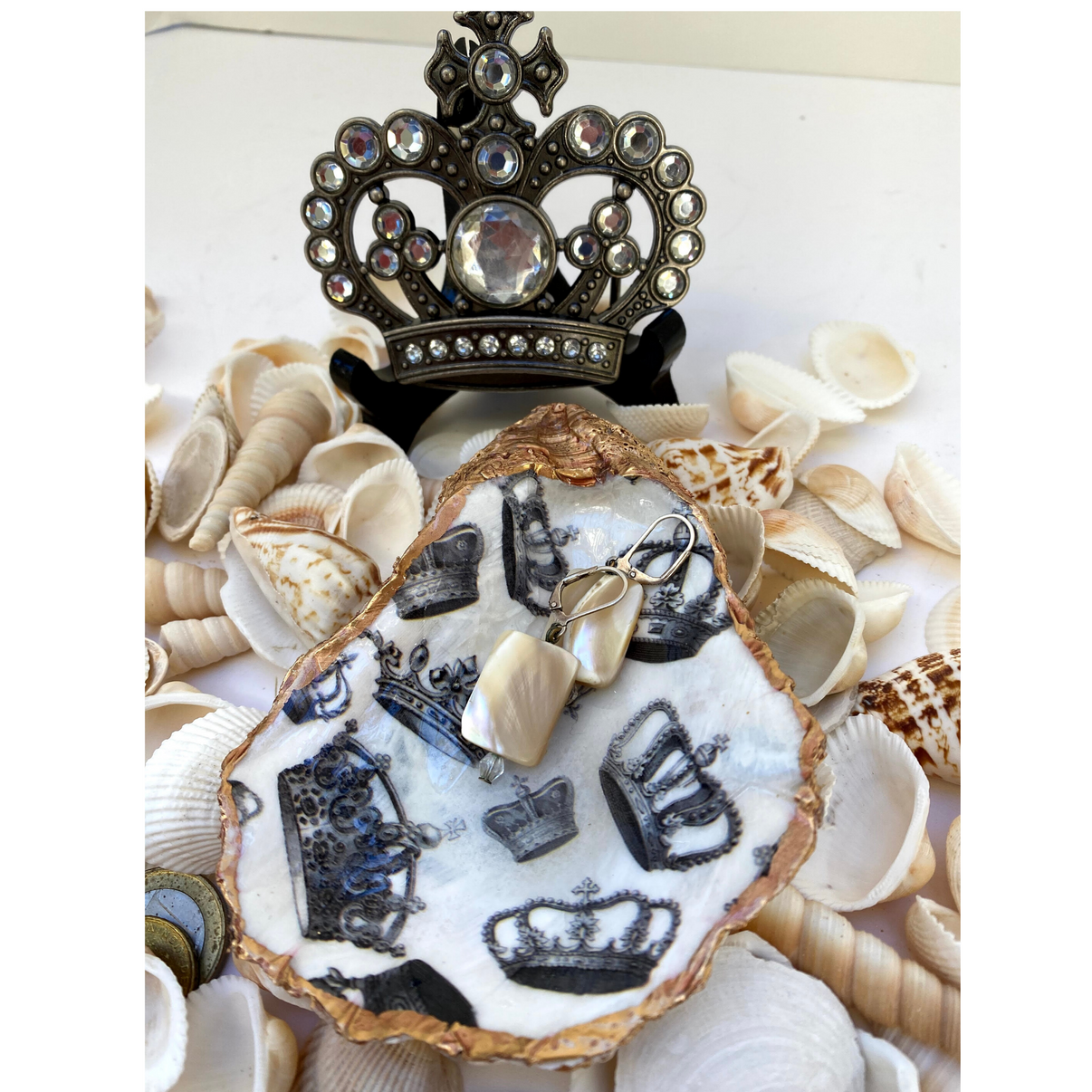 Shell Art, Crown Design, Jewelry Dish – Classic Legacy