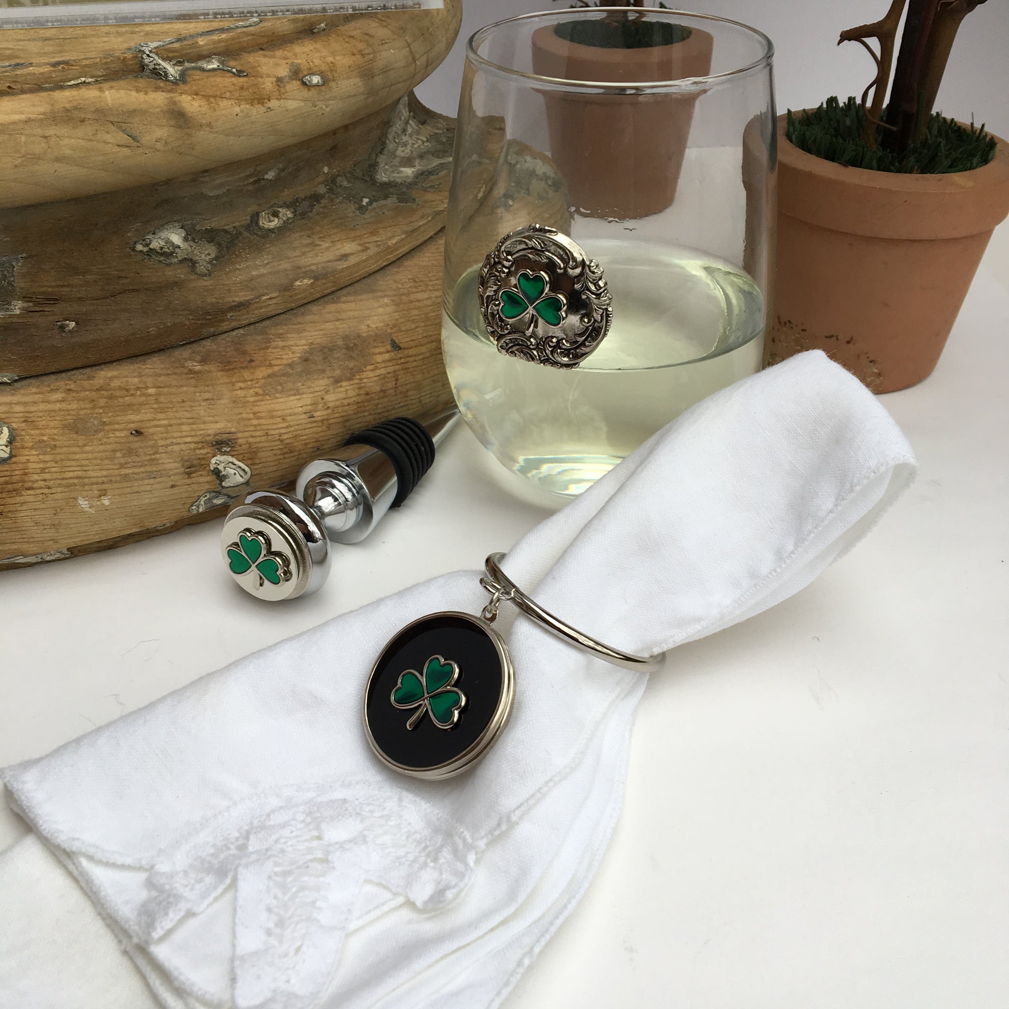 Irish Napkin Rings, Set of 4, Handmade, Black and Emerald Green Shamro